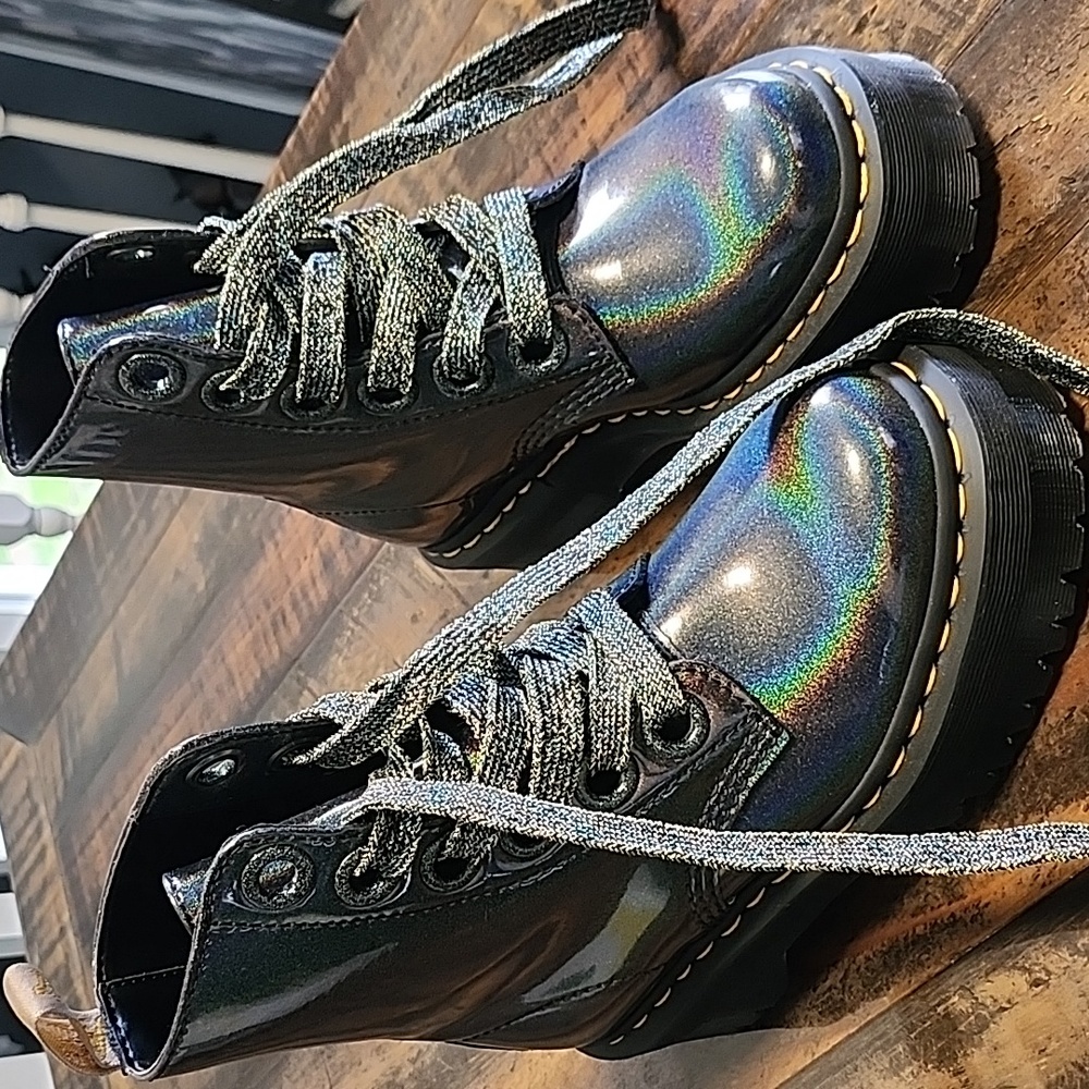 Iridescent Colors Dr. Marten Boots - Gem